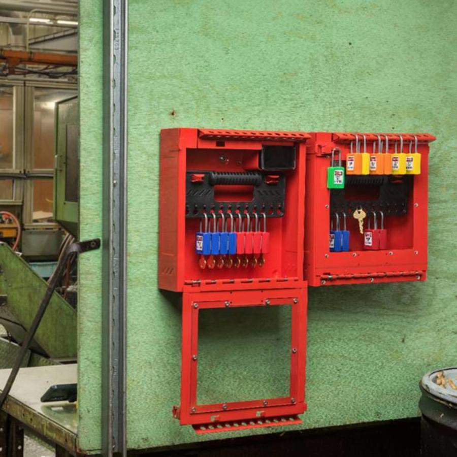 Master Lock wall mountable group lockout box S3502 - Lockout-tagout ...